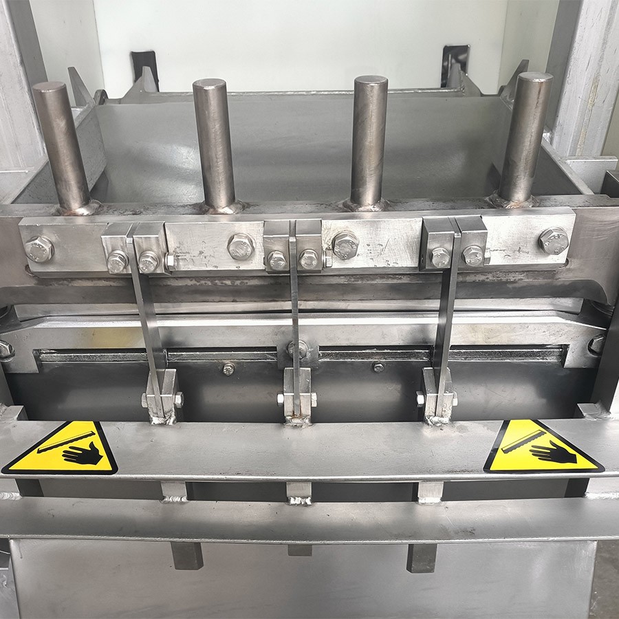 MAGURIT FROZEN BLOCK CUTTER MODEL: FROMAT